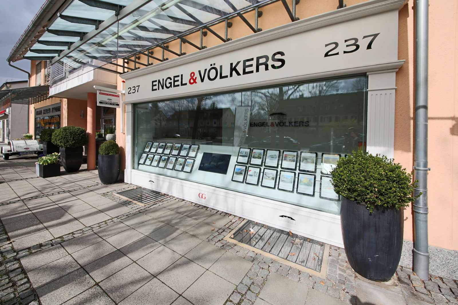 Engel & Völkers München Waldtrudering